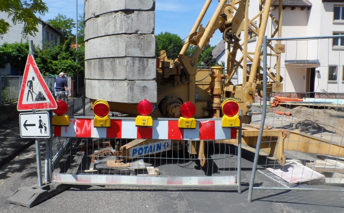 Wie muss man eine Baustelle absperren / sichern (Verkehrssicherung ...
